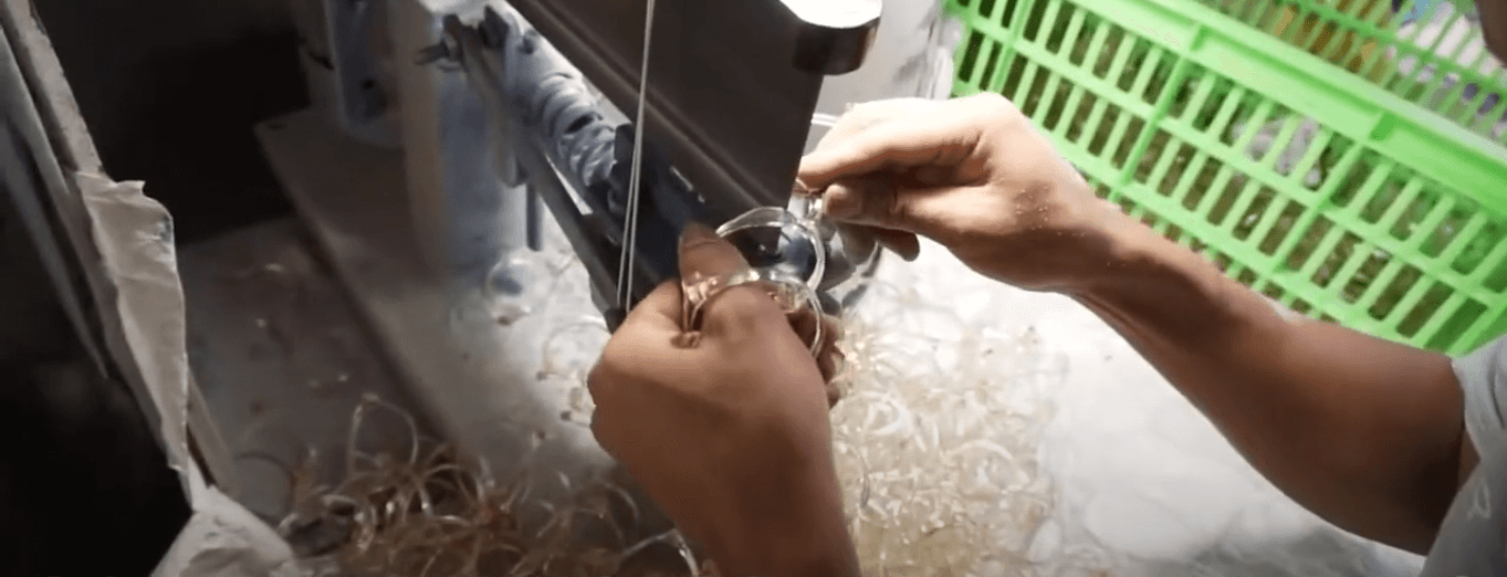 How Plastic Eyewear Frames Are Made: From Raw Materials to Finished ...